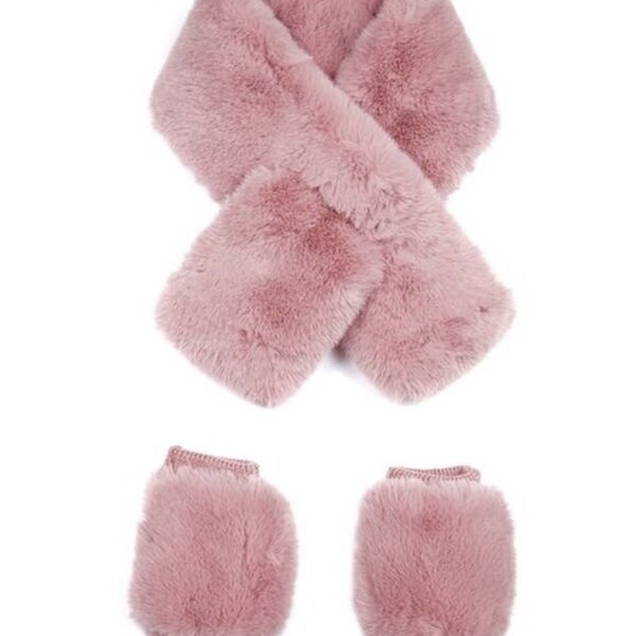 jocelyn | Accessories | Jocelyn Faux Fur Scarf And Fingerless Mittens ...